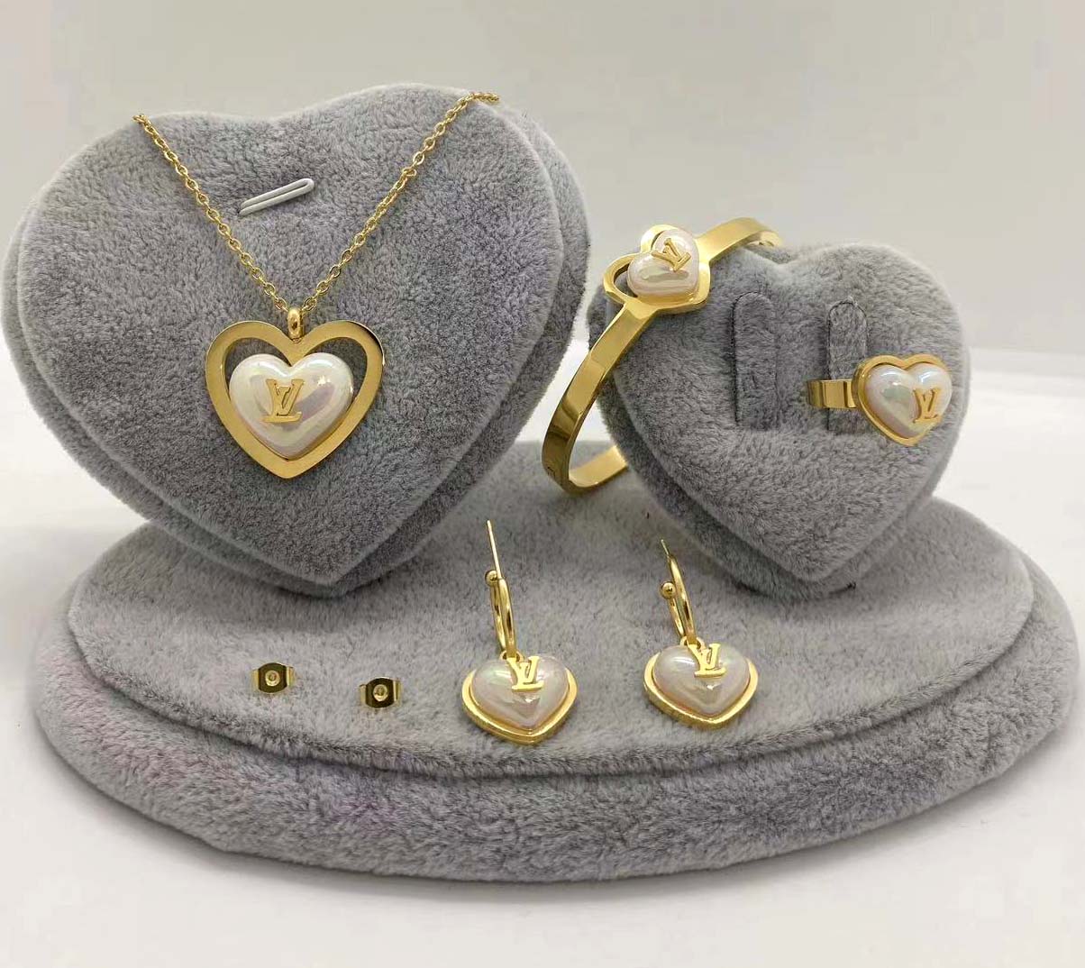 Stainless steel jewelry Necklace Earrings Ring bracelet set Wholesale
